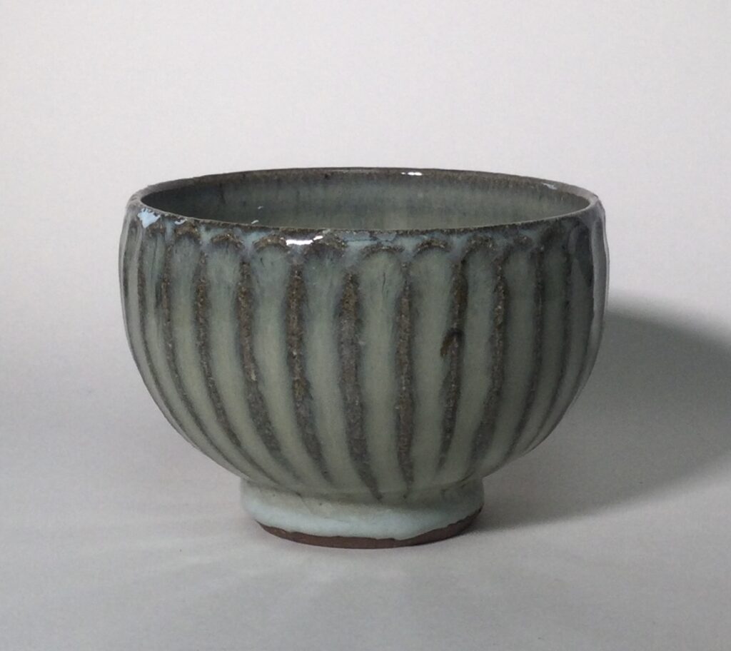 Fluted bowl 3 - Matt Waite Pottery