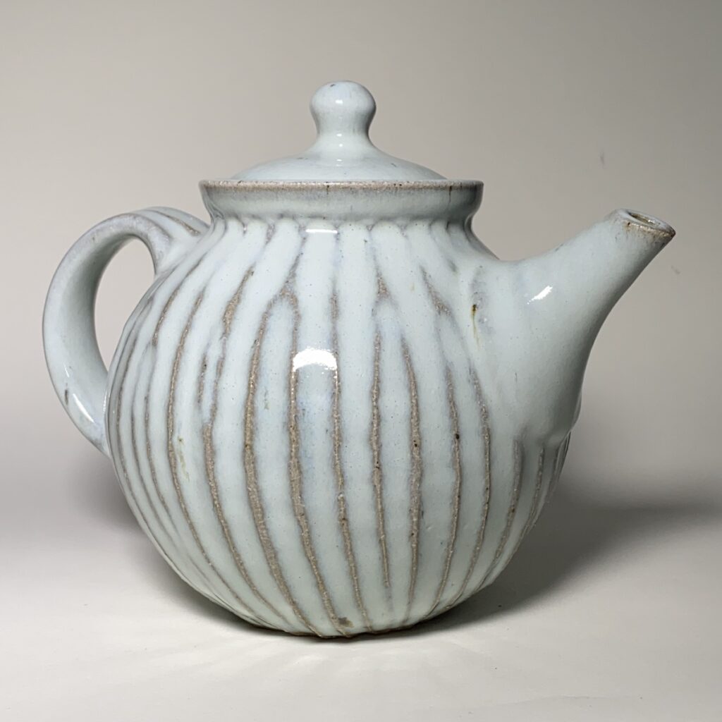 Teapots – Matt Waite Pottery